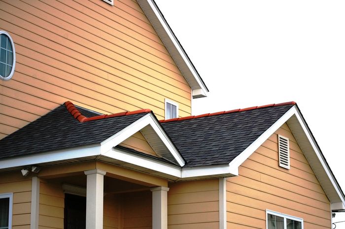 10 Tanda untuk Memperbaiki Atap - iDEA