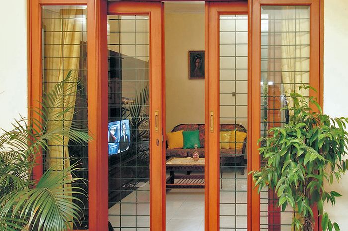 Pintu Menyusut dan Memuai? Kenali Penyebabnya - iDEA