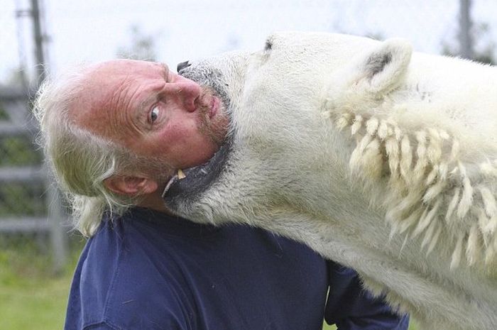 Teman yang Tidak Tulus Lebih Berbahaya Daripada Binatang Buas - Intisari