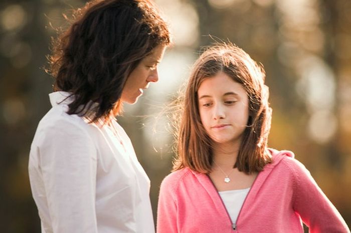 5 Kunci Menciptakan Komunikasi yang Efektif dengan Anak - Intisari