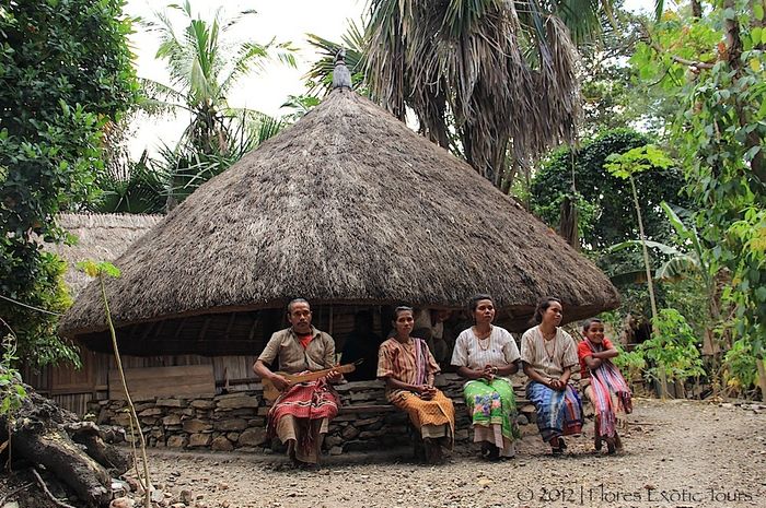 Suku Boti, Suku yang Suka ‘Memanggang’ Ibu yang Baru Selesai Bersalin ...