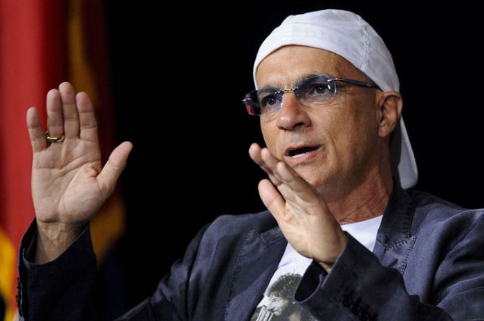 Co-Founder Beats Bercerita Bagaimana Yakinkan Apple Beli Beats - MakeMac