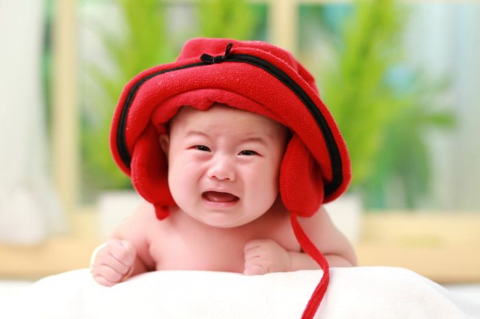 Bayi Sering Rewel? Begini Cara Cepat dan Mudah Menenangkannya - Nakita