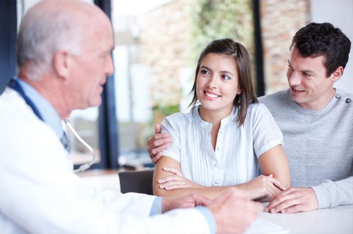 Yang Perlu Diketahui Saat Kontrol Kehamilan Pertama - Nakita