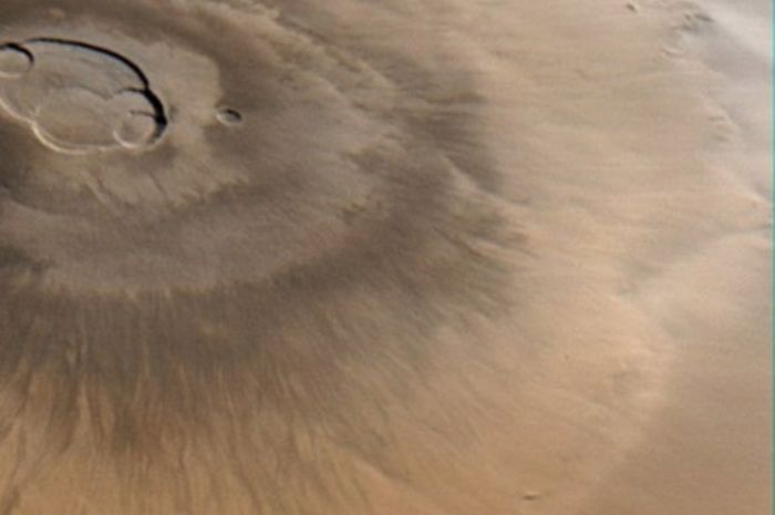 Olympus bukan yang terbesar di Mars - National Geographic