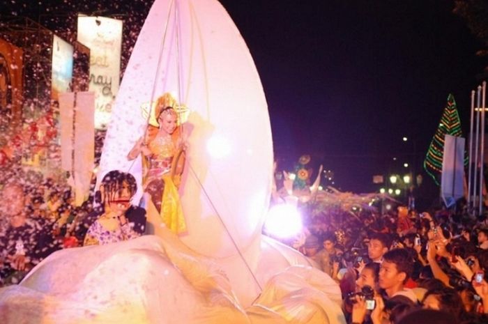 Keajaiban Dunia Hadir di Jogja Java Carnival - National Geographic