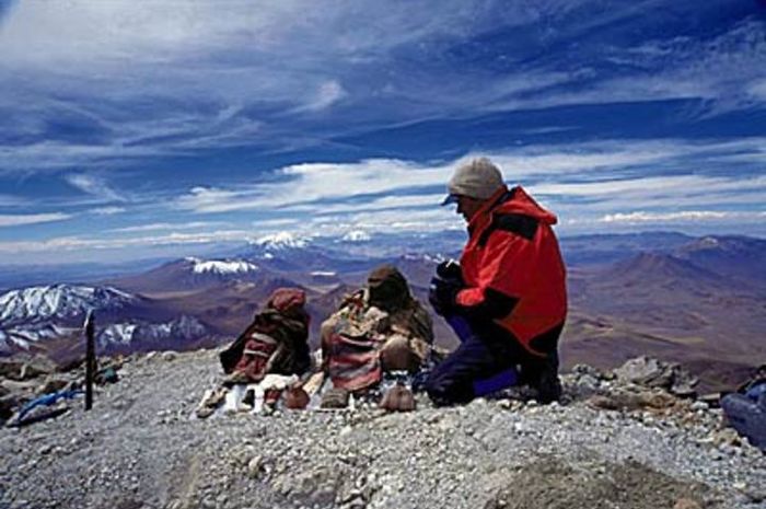 Menggali Mumi-Mumi di Ketinggian - National Geographic