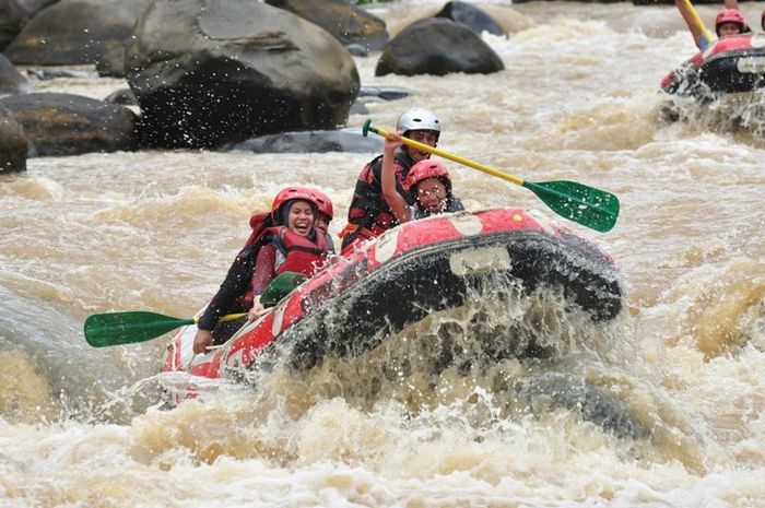 Mengenal Nama Jeram di Citarik - National Geographic