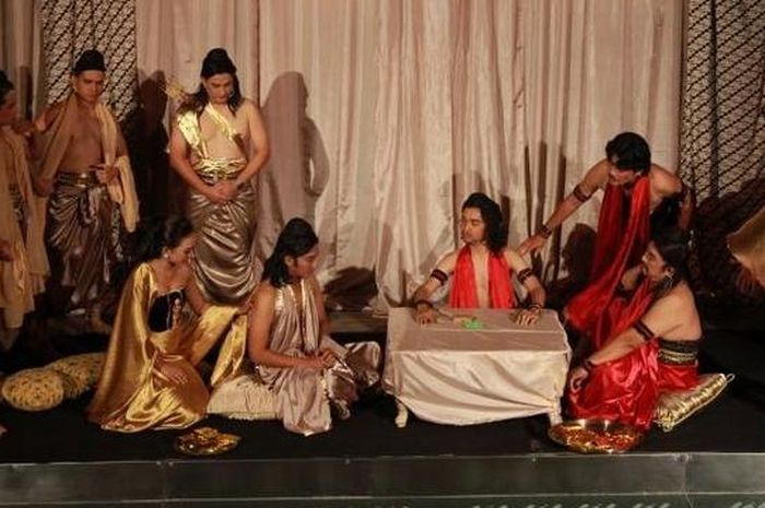 Pertunjukan Pewayangan Masa Kini - National Geographic