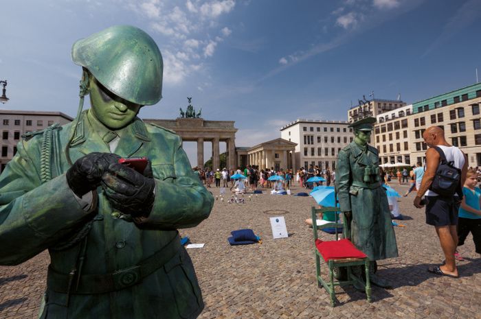 Kisah Tembok yang Memisahkan Jerman - National Geographic