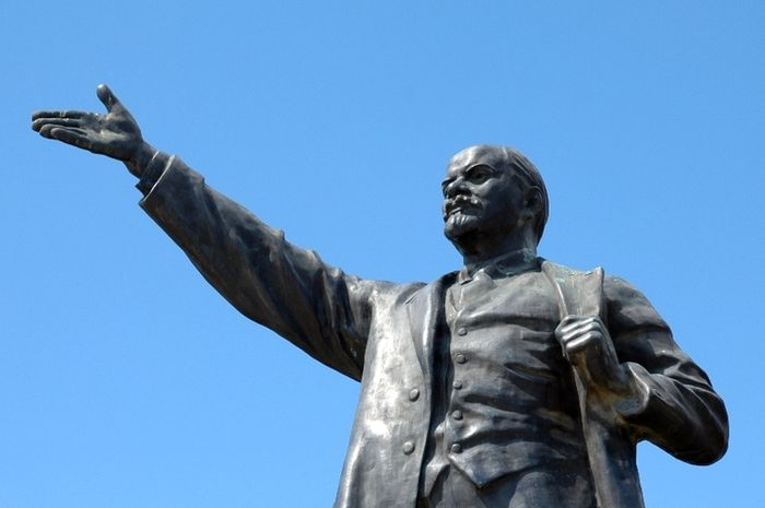 Sebenarnya, Berapa Persenkah Sisa Tubuh Lenin yang ada di Mausoleum ...