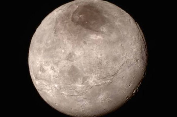 Menyelidiki Jejak Geologi di Pluto dan Charon - National Geographic