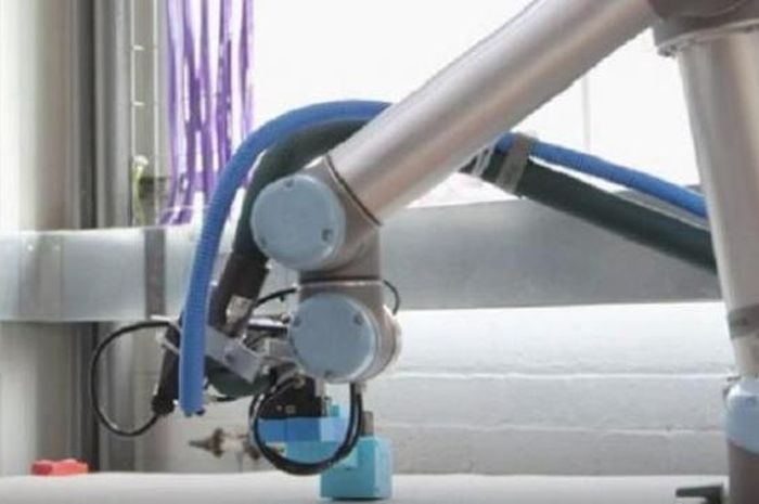 Robot Ini Bisa "Lahirkan" Anak Robot - National Geographic