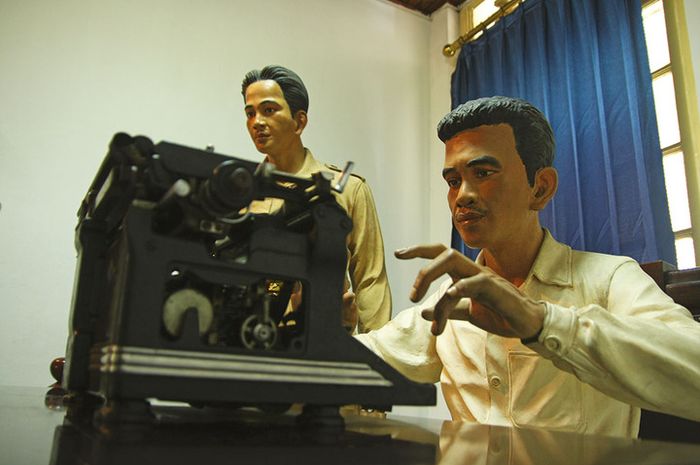 Mengenal Sayuti Melik, Jurnalis Andal yang Mengetik Naskah Proklamasi ...
