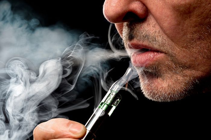 Apakah Vape Mengandung Nikotin Seperti Rokok? - National Geographic