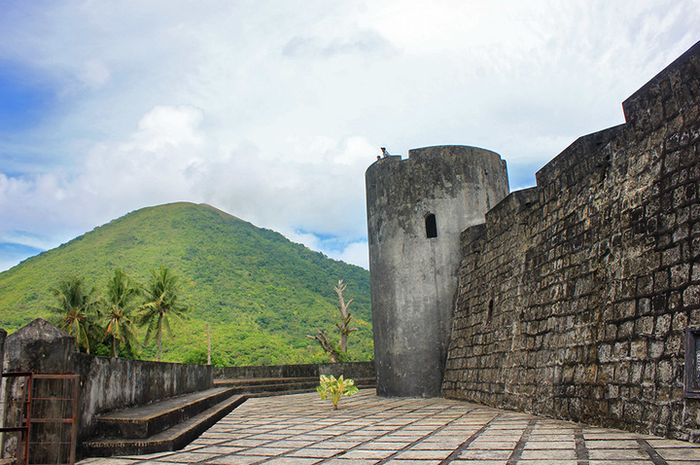 Kenapa VOC Membangun Banyak Benteng di Maluku dalam Sejarah Dunia ...