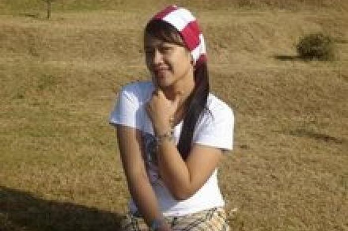 Rani Juliani Jadi Pusat Perhatian - Nova