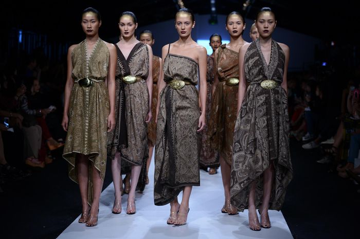 Budaya Jawa Modern dalam Impresi Oscar Lawalata - Nova