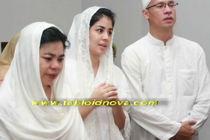 Risty Tagor & Rifky Balweel Gelar Pernikahan Tertutup - Nova