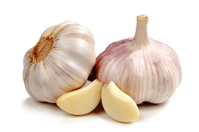 Penting, Inilah 4 Cara Pakai Bawang Putih untuk Obati Luka Dalam - Nova