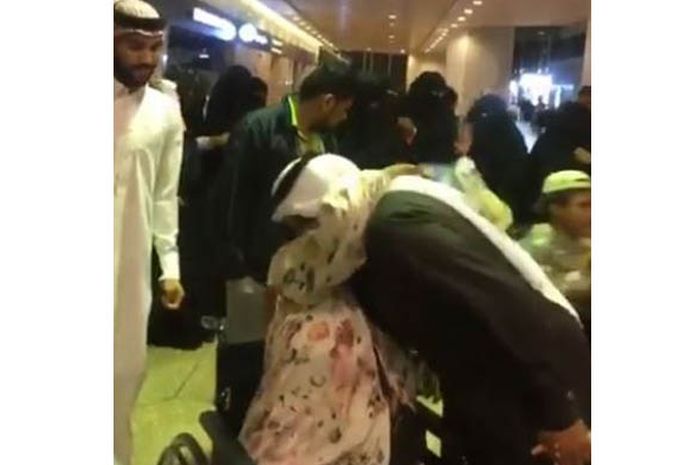 Viral Momen Haru Keluarga Di Arab Lepas Tkw Indonesia Yang Sudah 33