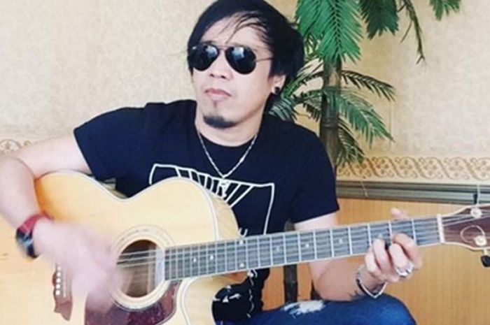 Astaga! Ternyata Begini Penampilan Ian Kasela, Vokalis Radja Tanpa ...