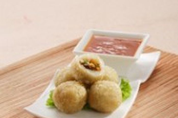 BOLA BOLA IKAN GORENG ISI SAYURAN - Sajian Sedap