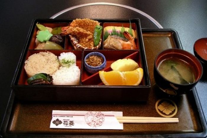 Tata Cara Makan Bento yang Benar - Sajian Sedap