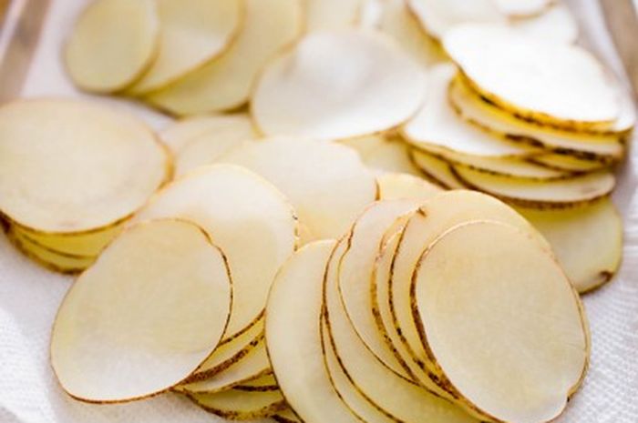 Membuat Irisan Kentang Untuk Keripik - Sajian Sedap