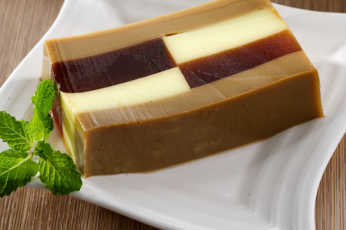 Tips Membuat Puding Lapis Cantik Ini Dijamin Antigagal dan Siap Memukau ...