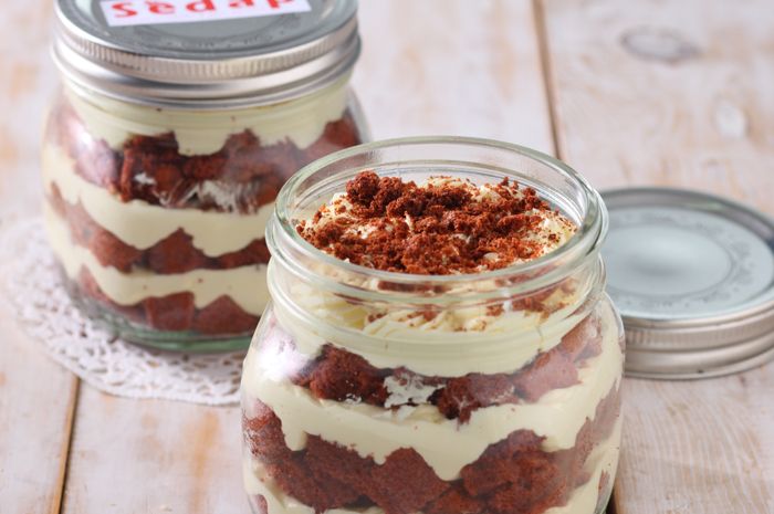 Menariknya Tampilan Red Velvet Crumble In Jar yang Mampu Pencuri ...