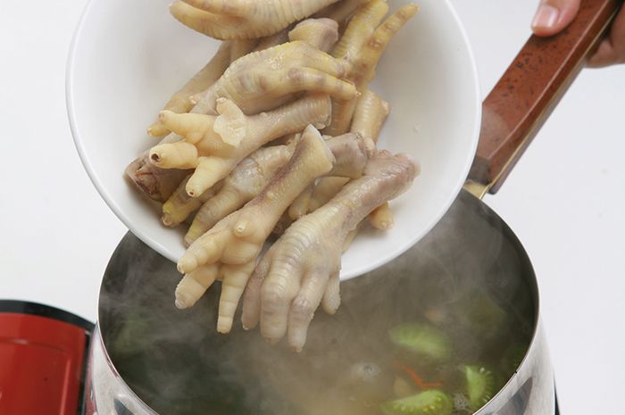 Dengan Tips Jitu Ini, Rasa Ceker Ayam Dalam Masakan Pasti Hakiki ...