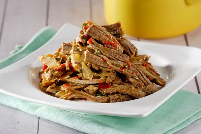 Pedas Menggoda Daging Suwir Cabai Ini Cocok Untuk Sahur Nanti Malam ...