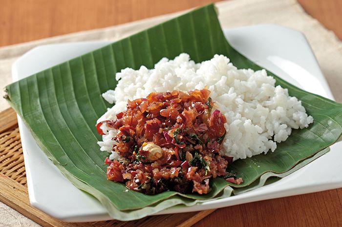 Penasaran dengan Cita Rasa Sajian Khas Sri Lanka, Kiribath with Seeni ...