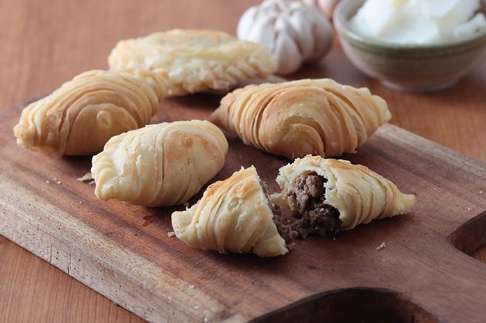 Duh, Pastel Lapis Daging Manis yang Super Enak Ini Bikin Ngiler ...