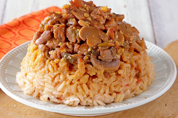 Sambut Tanggal Merah dengan Sepiring Nasi Tim Daging Segar untuk ...