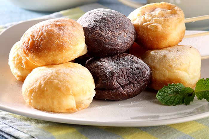 Si Kecil Mendadak Doyan Ngemil Kalau Sate Donat Dua Warna jadi Snack ...