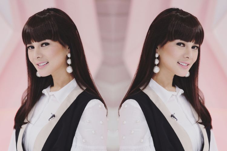 Berita Penampilan Astrid Tiar Terbaru Hari Ini - Grid.ID