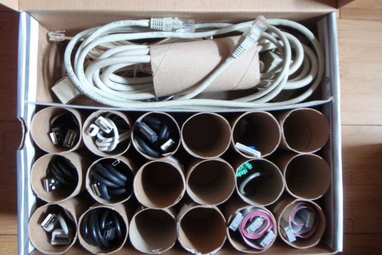 4 Tips Menata agar Kabel Terlihat Makin Rapi, Enggak Berantakan Lagi!
