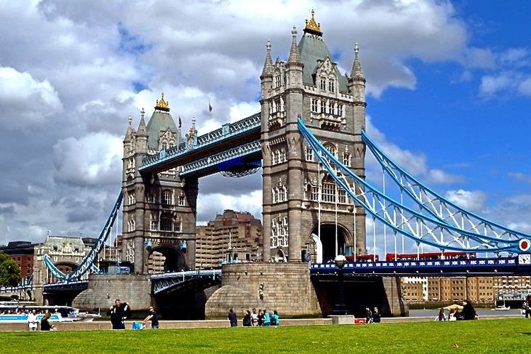 Fakta Tak Terduga London Bridge, Bangunan Ikonik Karya Aristek Inggris