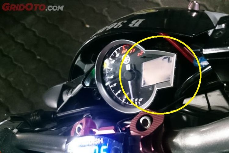 Gampang Kok, Begini Cara Mencegah Supaya Tulisan di Speedometer Digital ...
