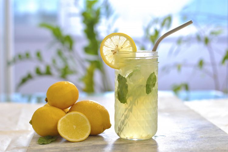 Mulai Malam ini Coba Rutin Minum Air Rebusan Lemon Sebelum Tidur ... Mulai Malam ini Coba Rutin Minum Air Rebusan Lemon Sebelum Tidur ...