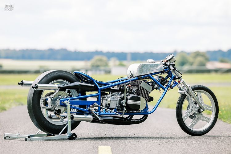 Gahar Modifikasi Motor 2-Tak Yamaha RD350, Dua Mesin Jadi Satu di ...