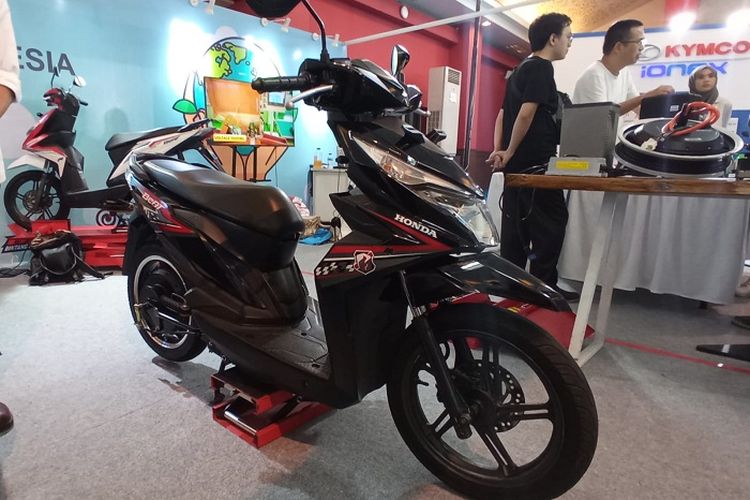 Modifikasi Motor Listrik Honda BeAT di PEVS 2024 Cuma Rp 4 Juta ...