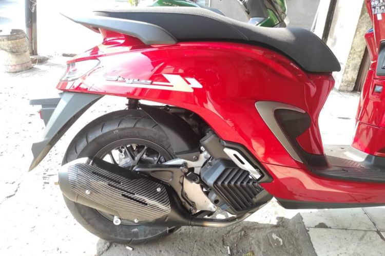 Modifikasi Motor Honda Stylo 160 Pakai Knalpot Vespa Matic, Tarikan ...