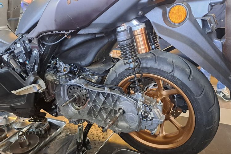 Pakai Part Canggih Servis CVT Yamaha NMAX Turbo Bakal Lebih Susah ...