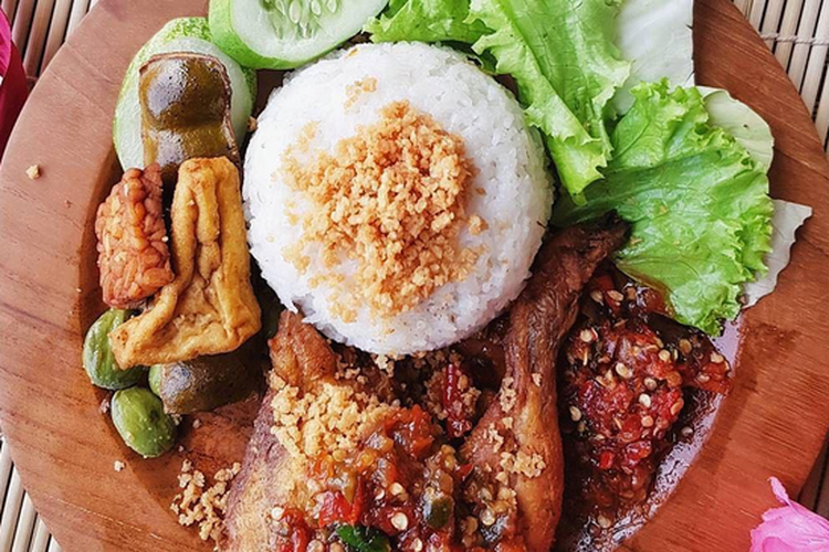 Berita Nasi Ayam Tampol Binus Terbaru Hari Ini - Grid.ID