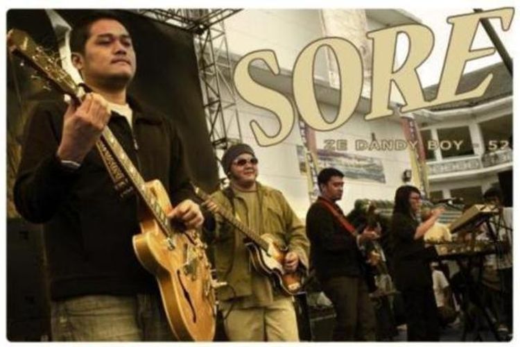 Cerita Dibalik Lagu "Ssst.." Milik Sore