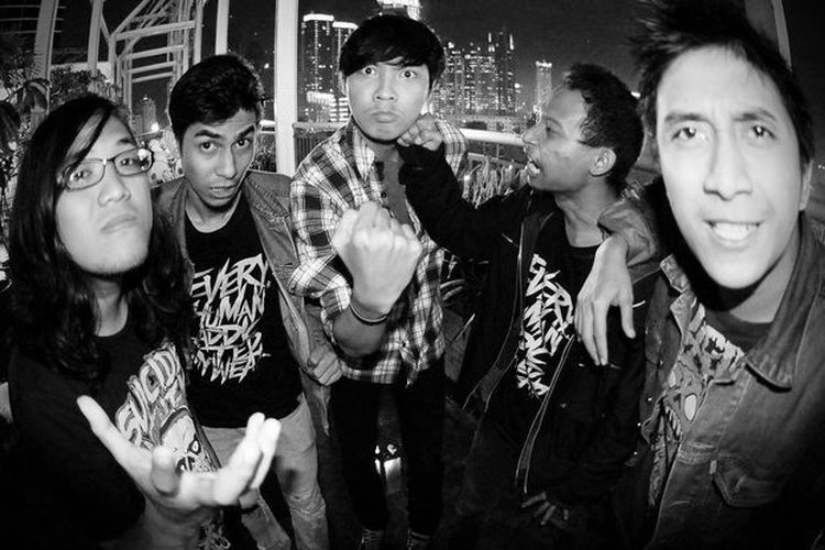 Fixing a Broken Heart - Tetap Pada Jalurnya