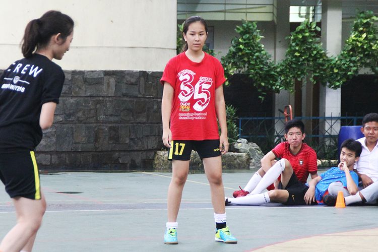 Wih, Ini Dia 3 Cewek Cantik Yang Jago Main Futsal dari SMA Sang Timur
